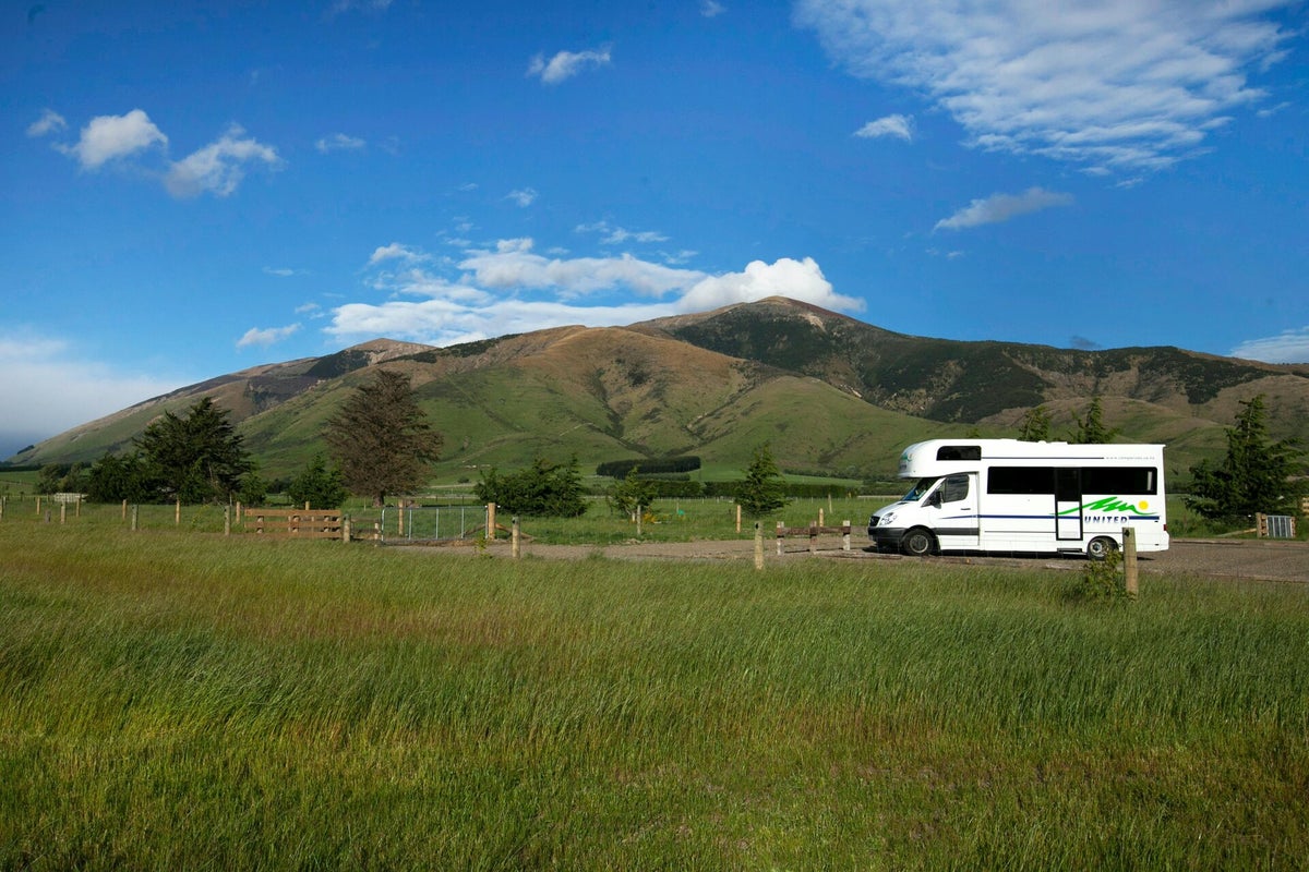 The Essential Guide to Off-Grid RV'ing: Boondocking! / Blog | RV Basic ...