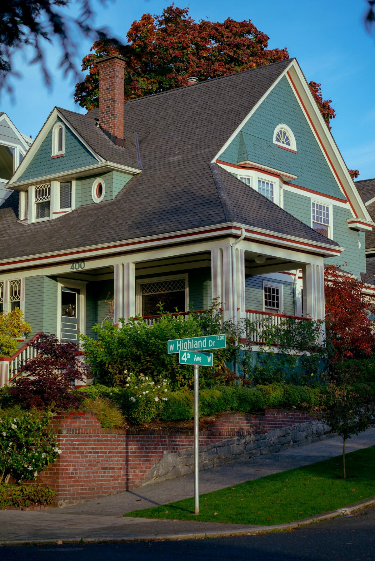 Connie Lindsay REALTOR
