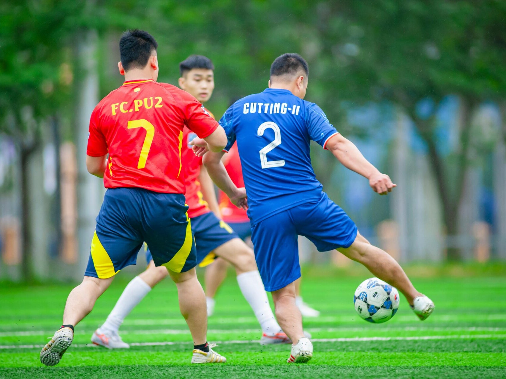3 To Play Fitbaw