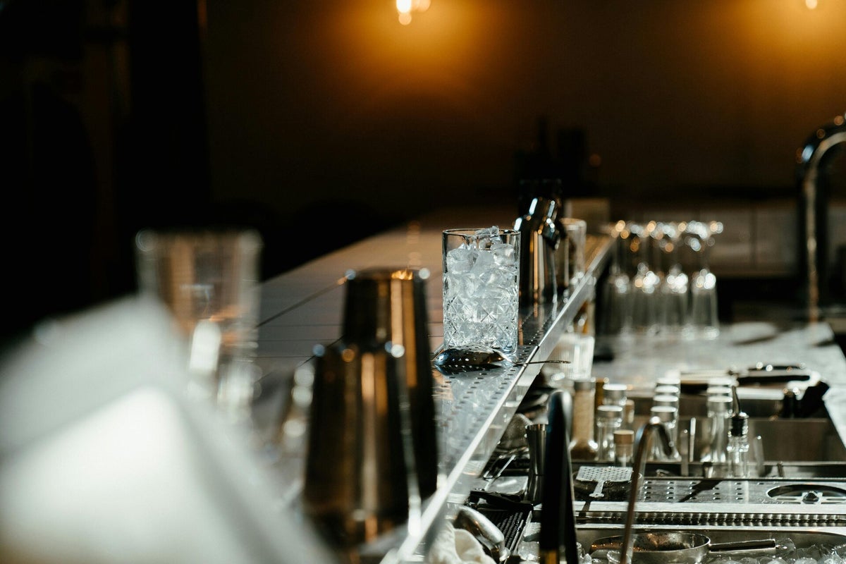 About Us | PJ Wander Bar Mobile Bartending