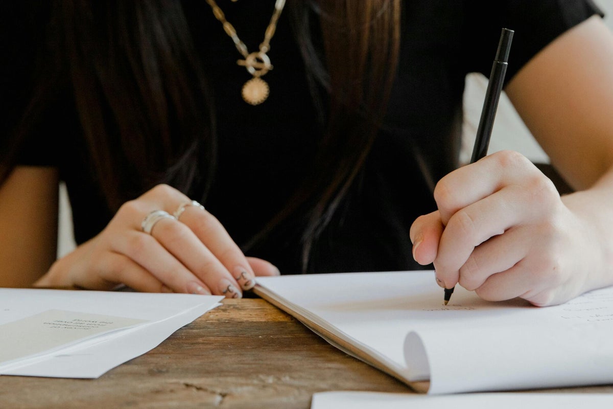 Free (& Low Cost) Resources for Writers: Writing Style / Resources ...