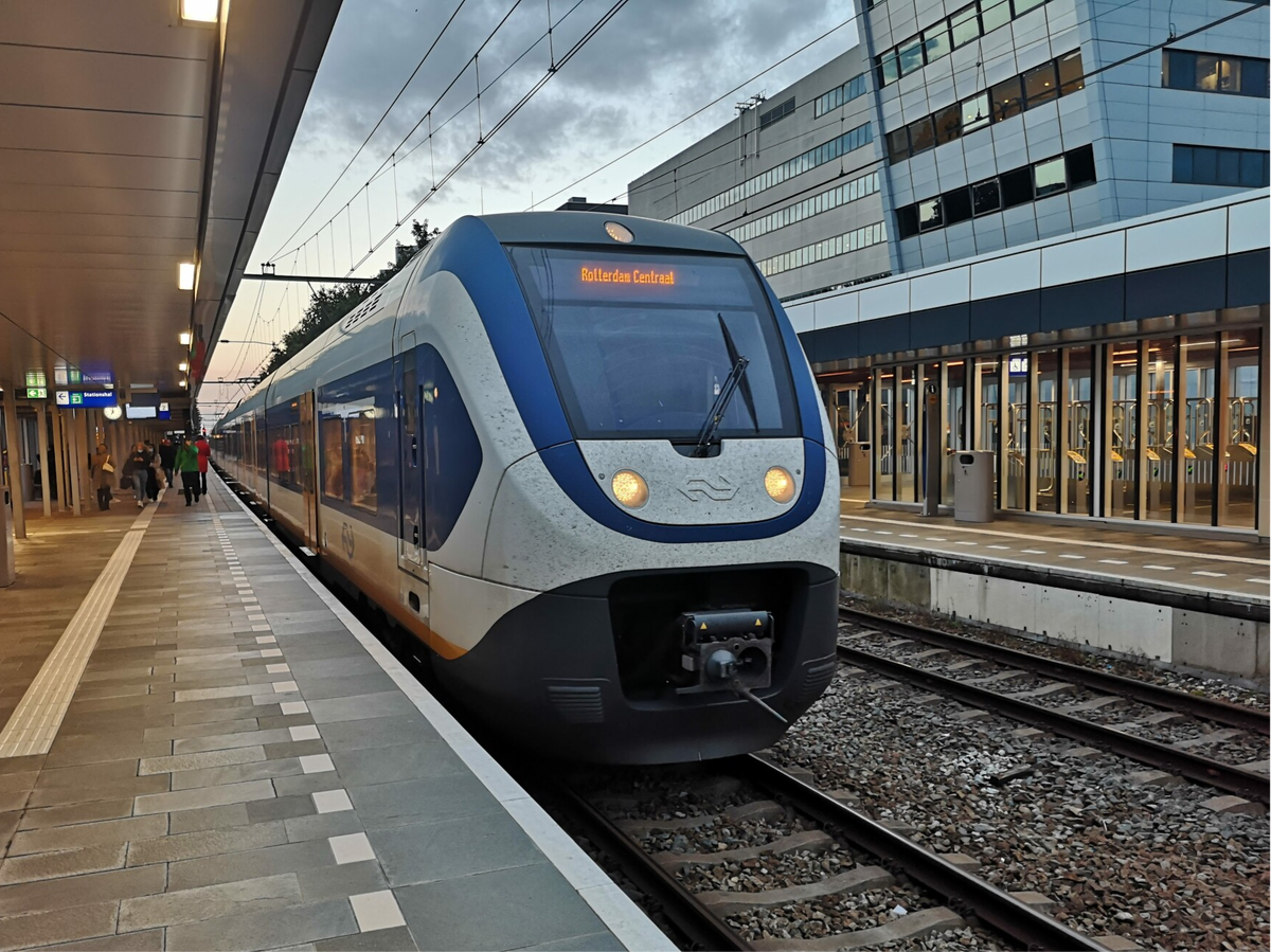 Sprinter Lighttrain (SLT) / Elektrische treinstellen / Nederlands ...