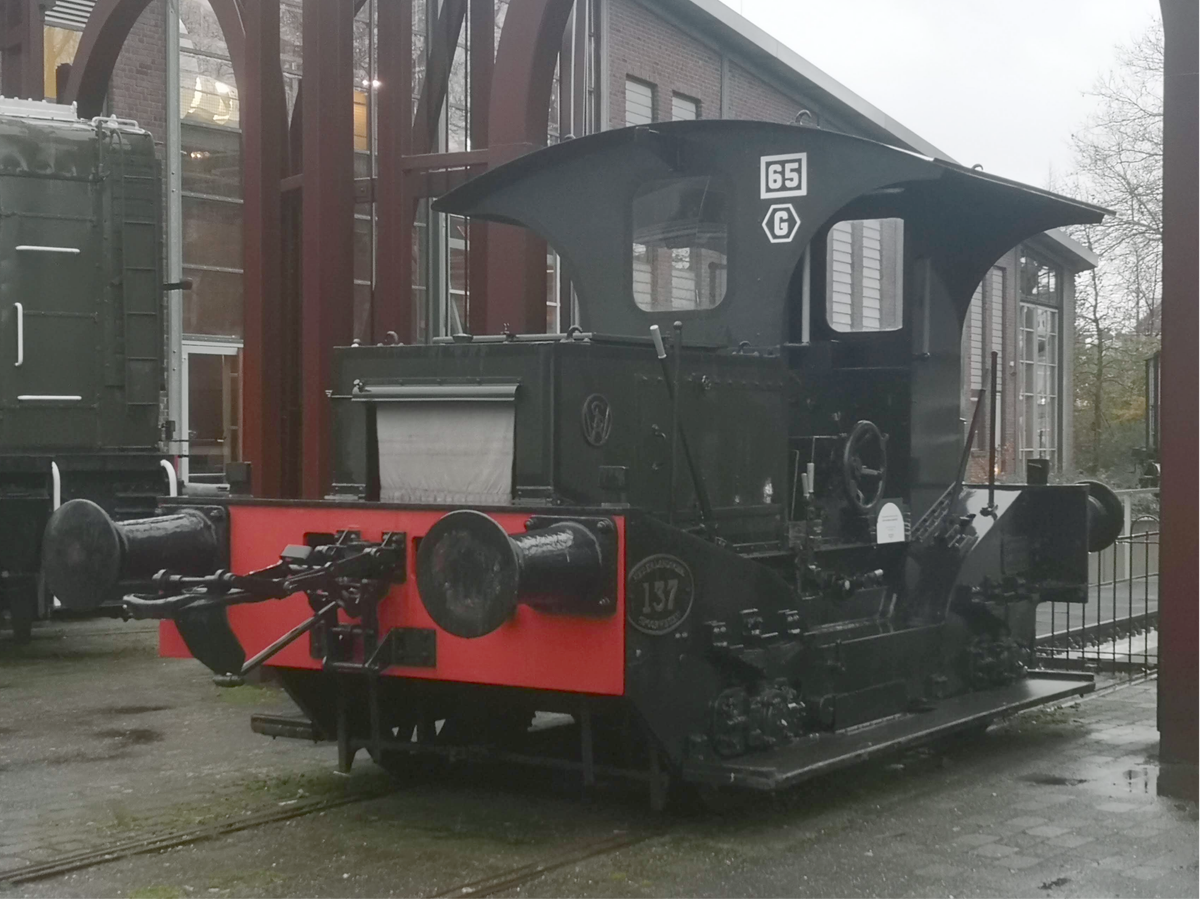 NS 100 (Oersik) / Rangeerlocs / Nederlands materieel | Treinfanaat