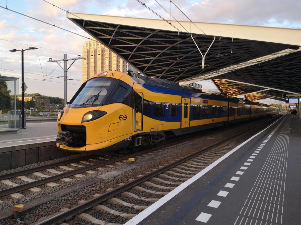 Intercity Nieuwe Generatie (ICNG) / Elektrische treinstellen ...