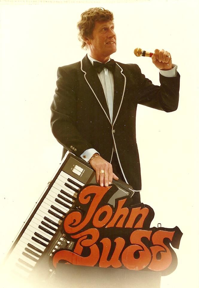 John Buss / J | Bestgenoch