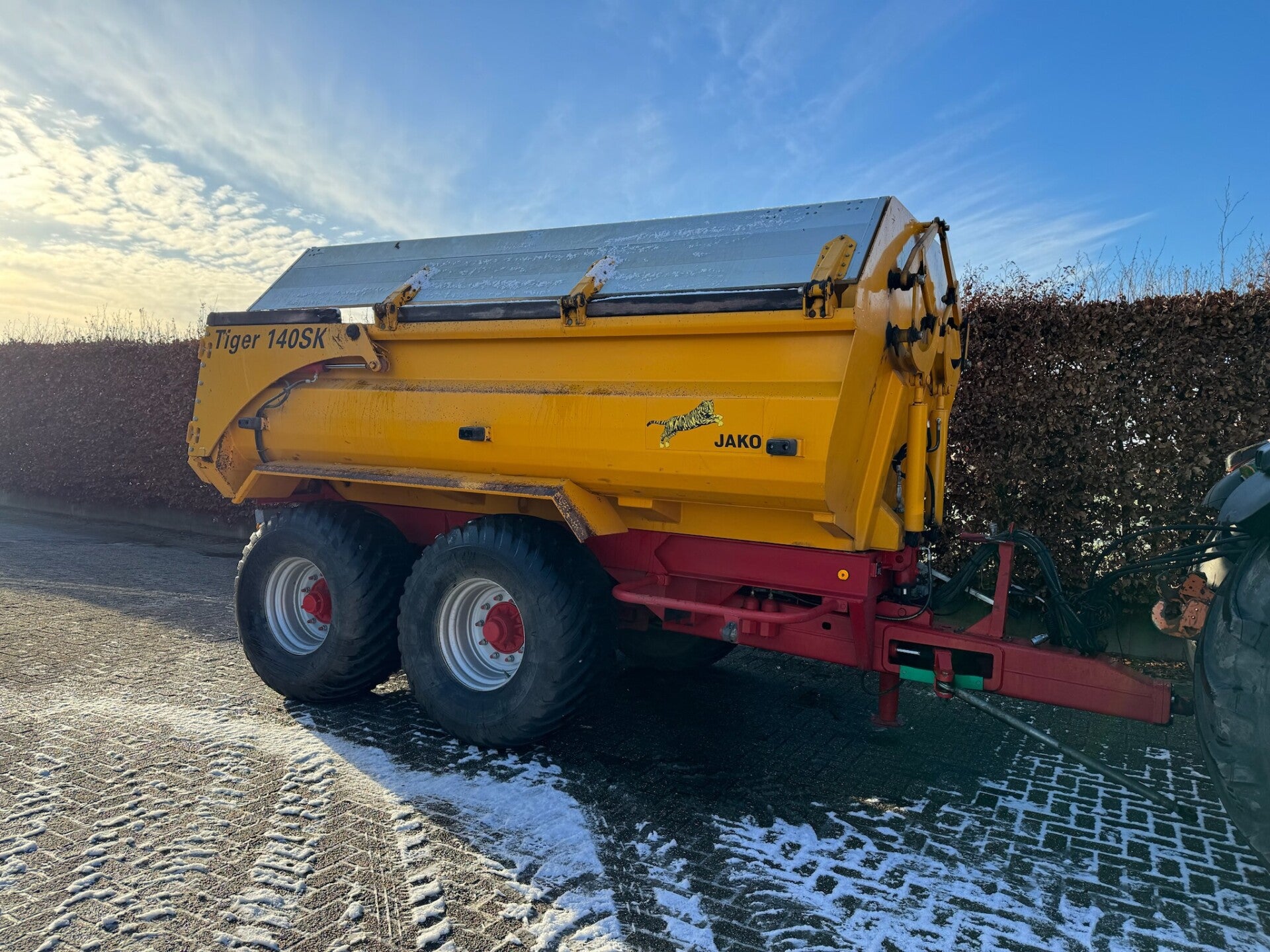 Jako Tiger 140 SK | Damhuis tractoren