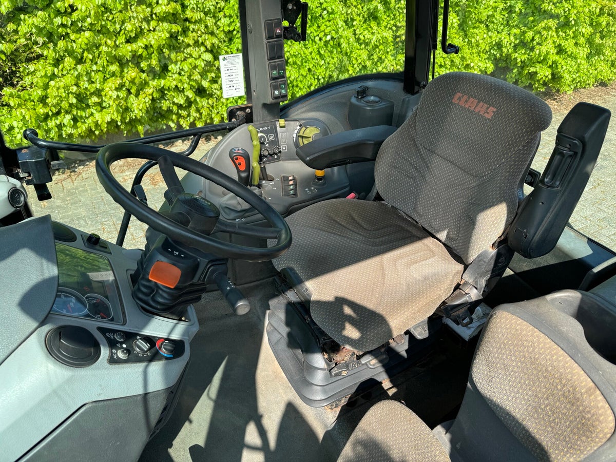 Claas Arion 410 cis | Damhuis tractoren