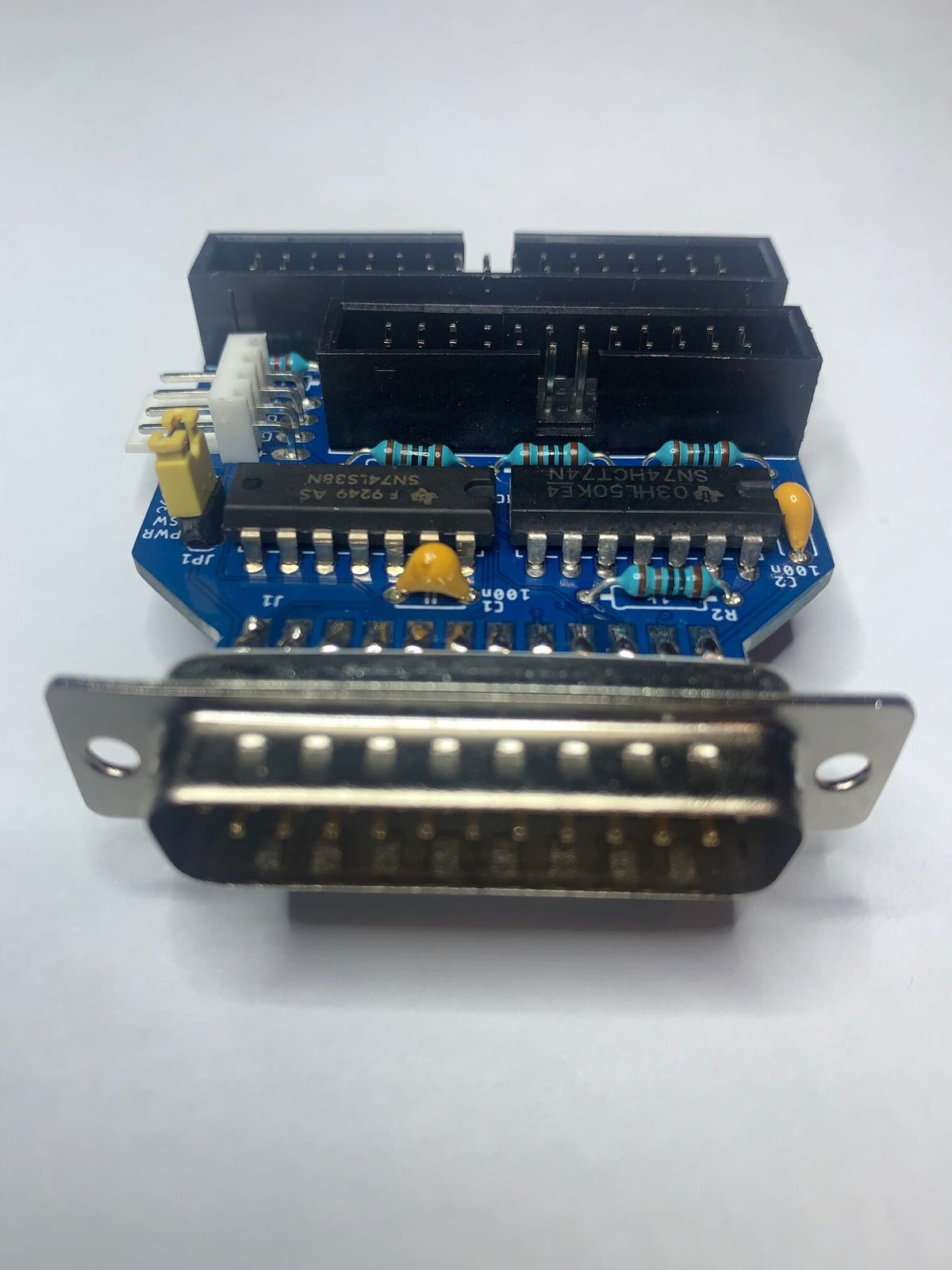 Amiga external floppy adapter | Retro-Updates.com