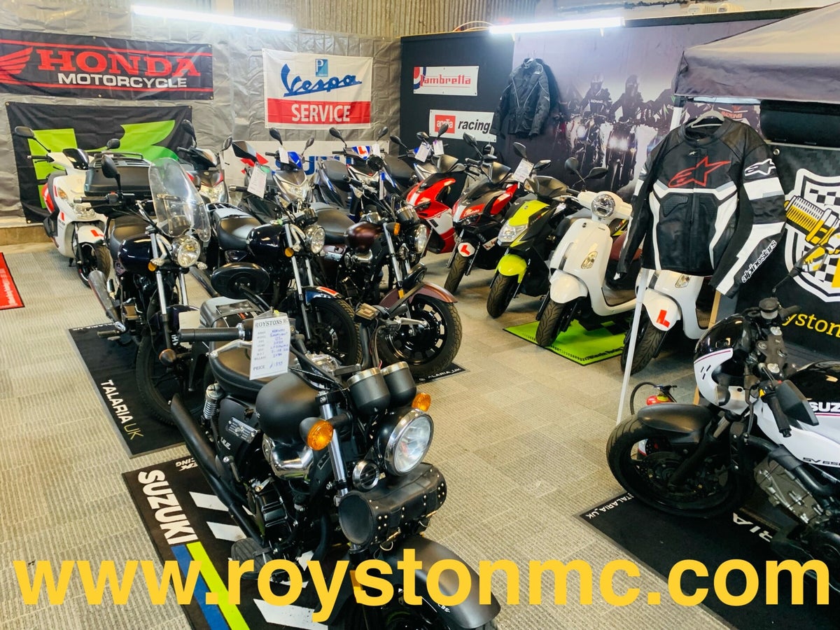 125cc Scooters | Royston's Motorcycles