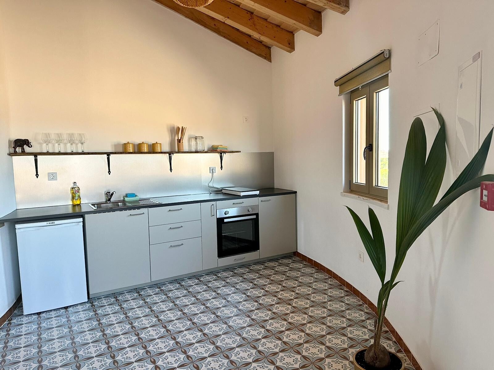 Cozy B&B Rooms in Grandola, Stay with us at Mama Adama Alpaca Farm Stay