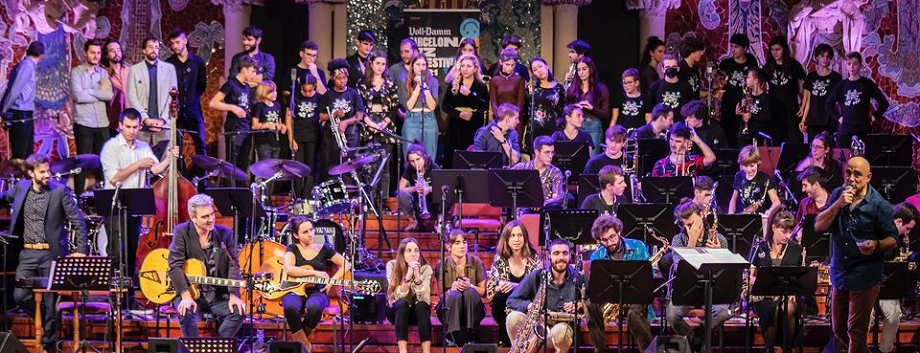 In English / Elsa Armengou / Interviews | Amis- Friends-SAJB