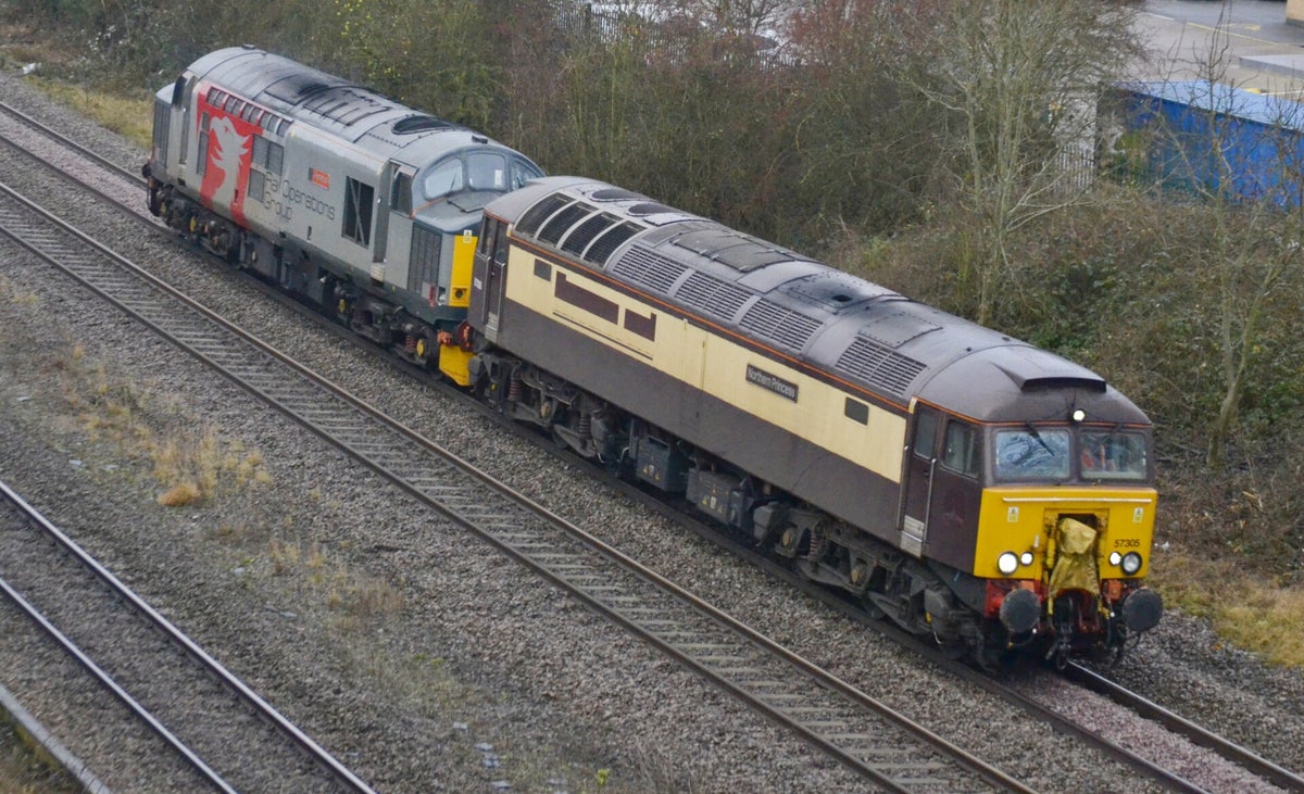 17/12/2019 : Class 57 & 37 | RailwayTrainPhotographs