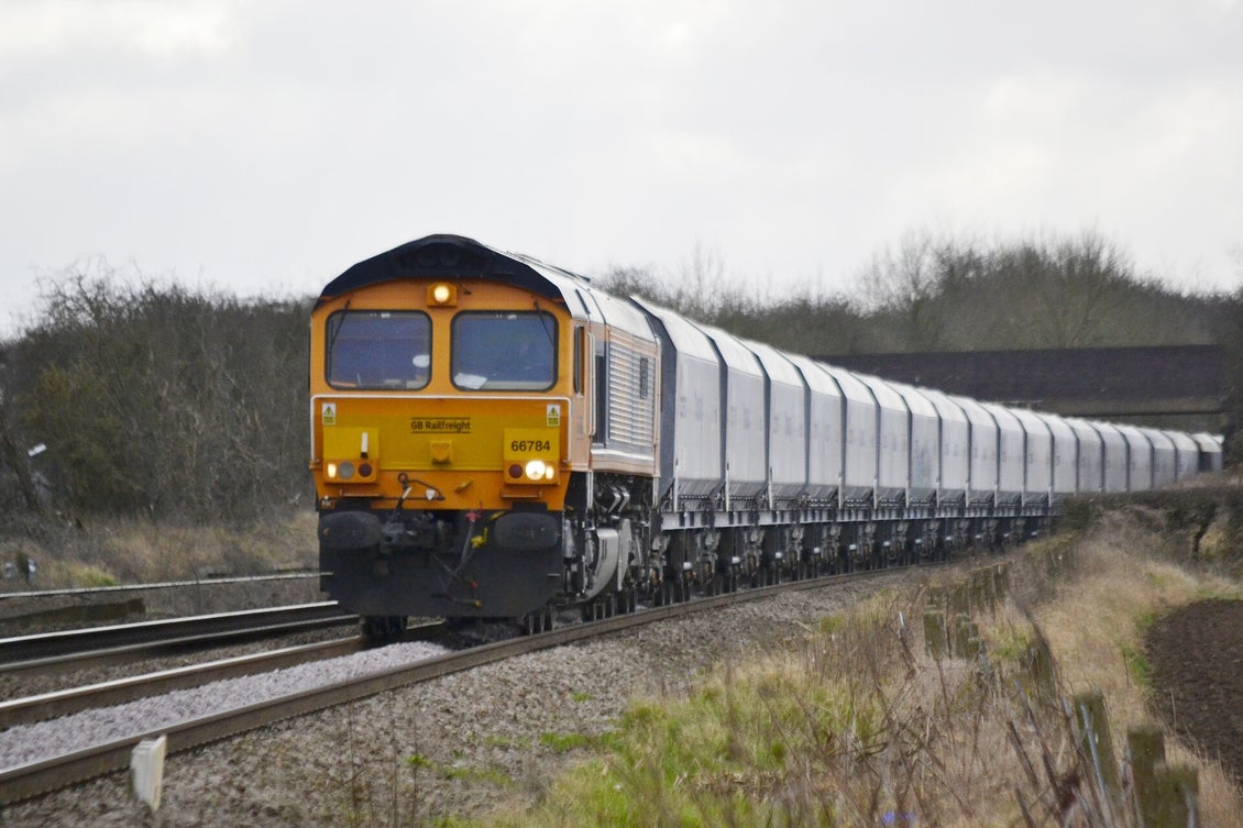 4/2/2020 : Class 66 | RailwayTrainPhotographs