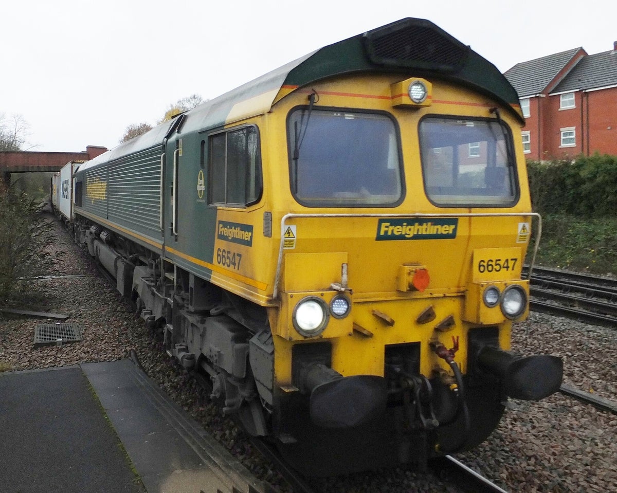 26/11/2019 : Class 66 | RailwayTrainPhotographs