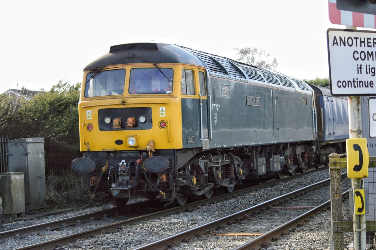 10/2/2022 : Class 56 & 47, Unit Drag | RailwayTrainPhotographs