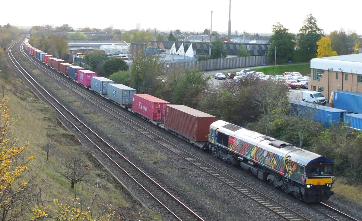 11/11/2019 : Class 66 | RailwayTrainPhotographs