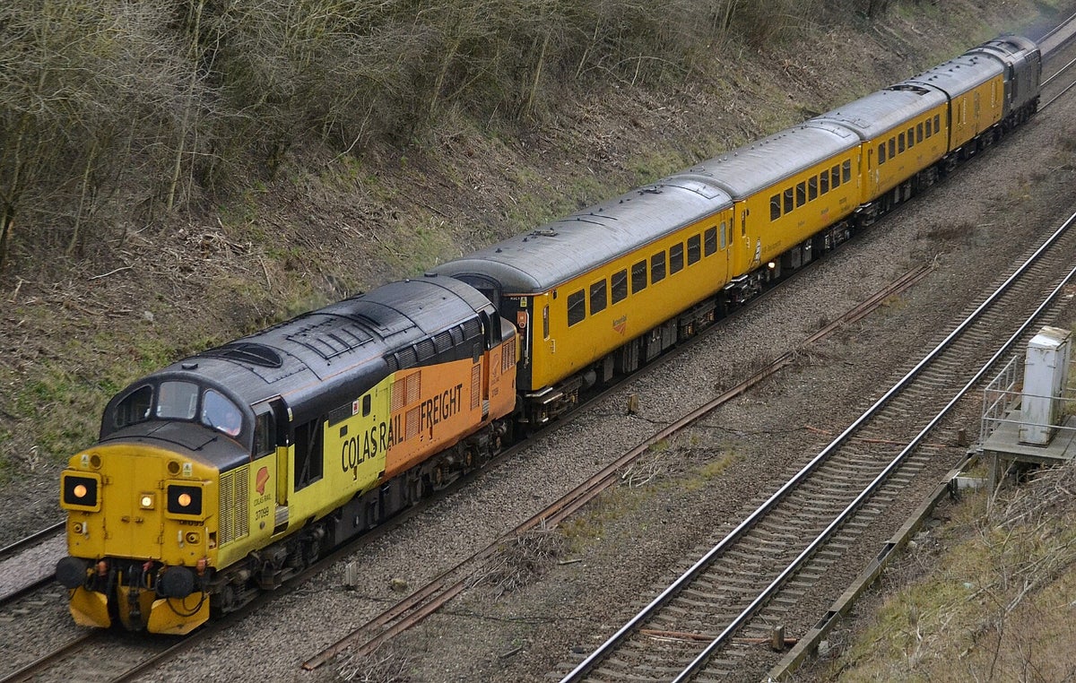 2/1/2020 : Class 37's Test Train | RailwayTrainPhotographs
