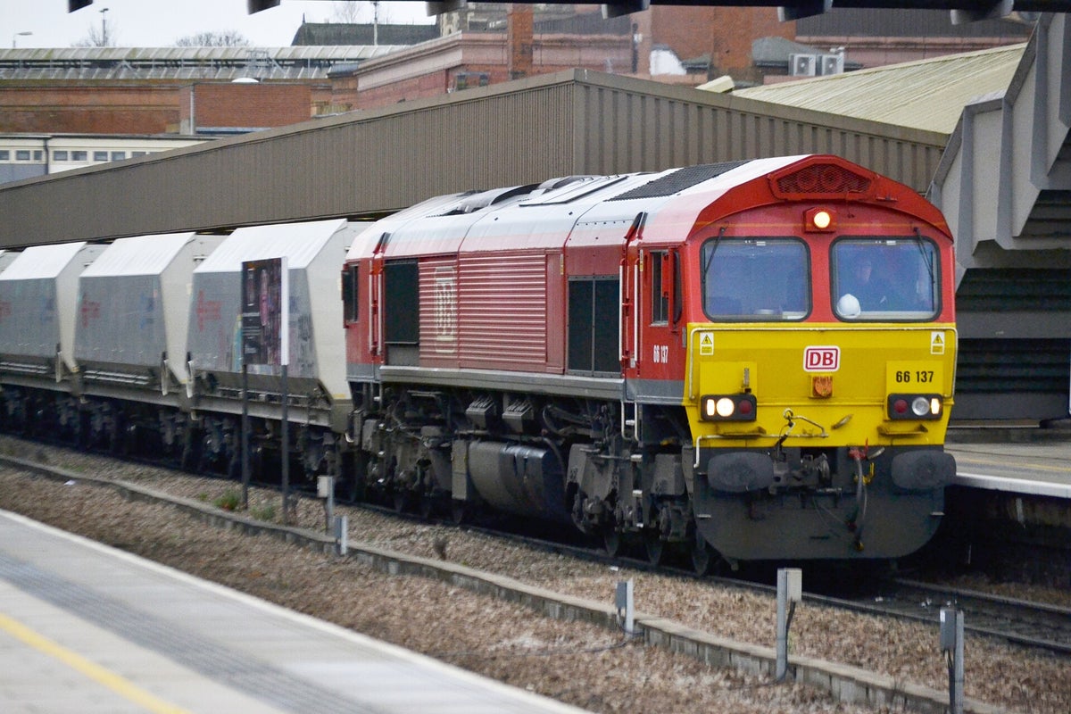 7/1/2020 : Class 66 | RailwayTrainPhotographs