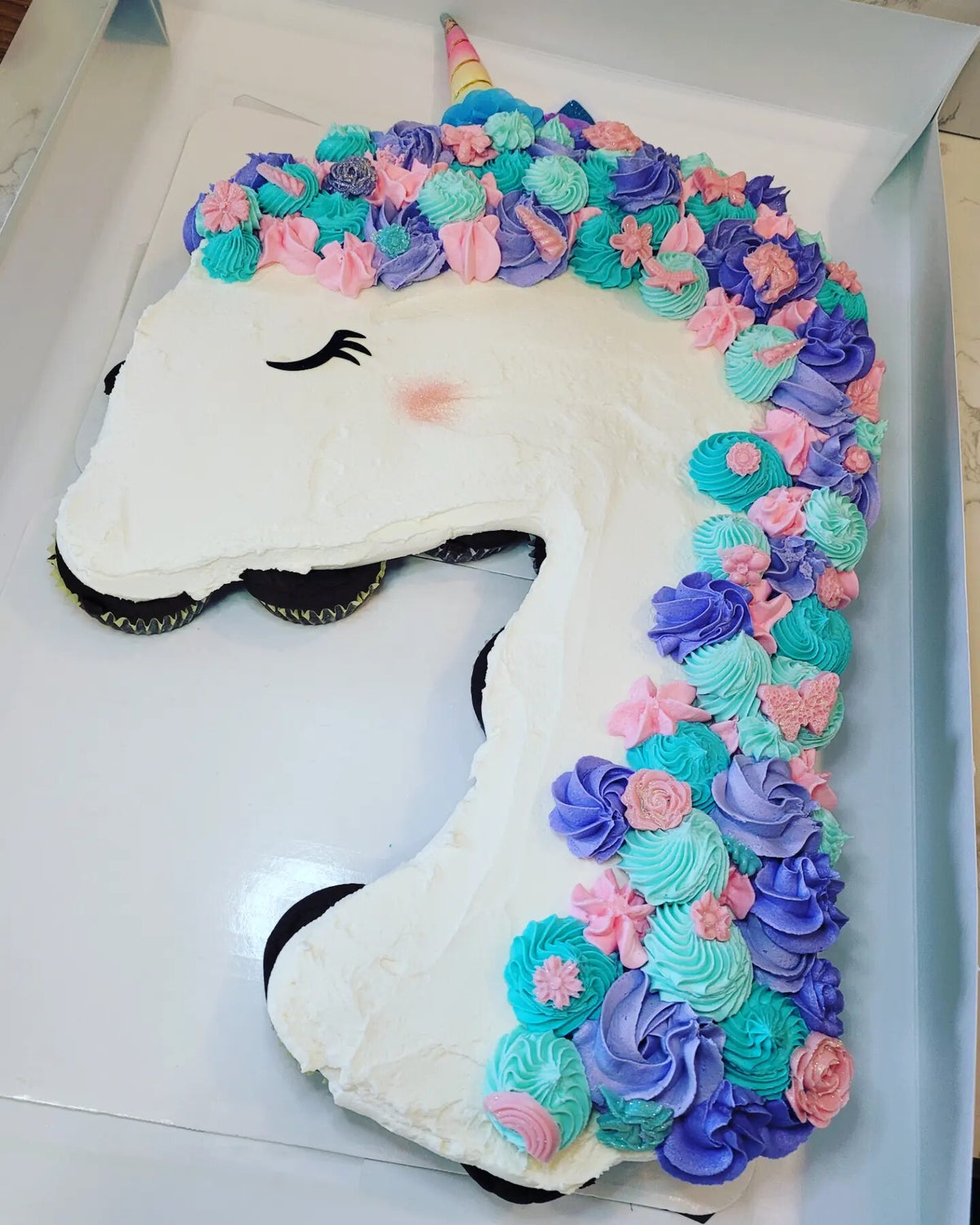 Pull-Apart Cupcake Cakes / Cupcakes | Chaqueta Cakes Micro-Bakery