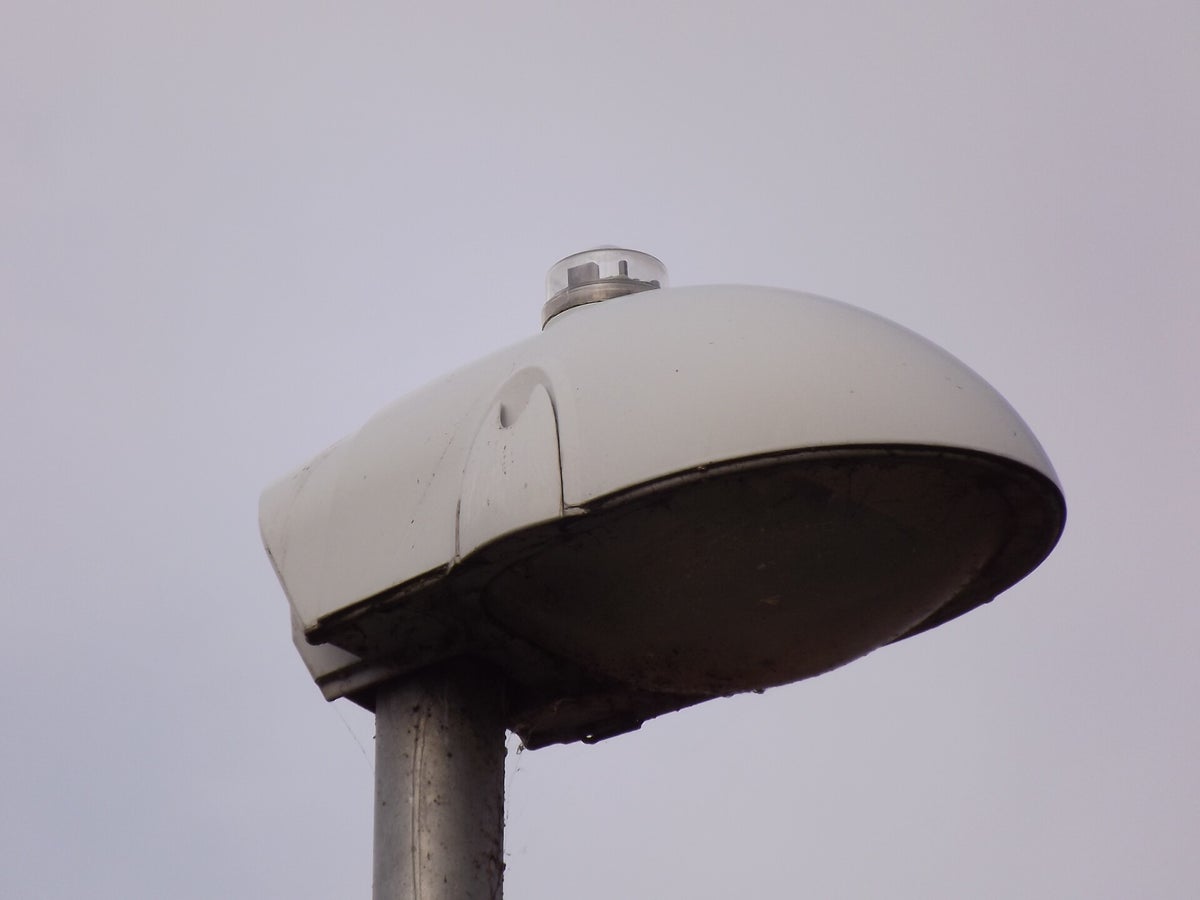 Urbis Sapphire 1 Lanterns