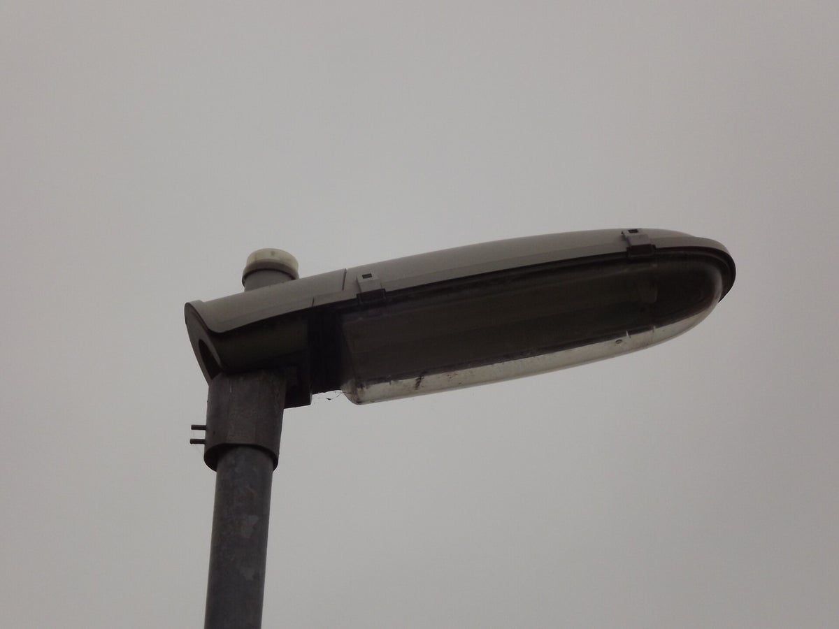 Philips FGS224 Lantern Installations