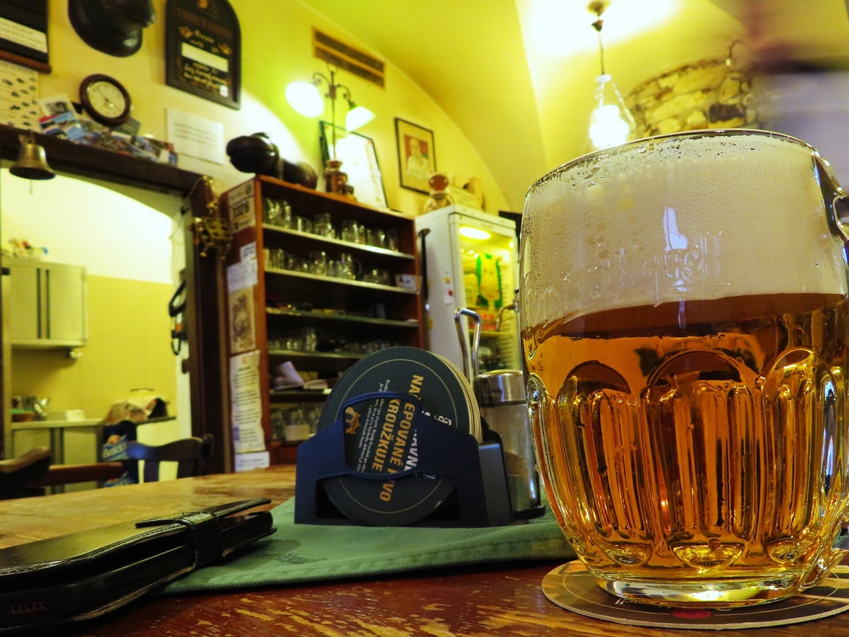 Bierlokalen, biertuinen en meer | Verliefd op Praag