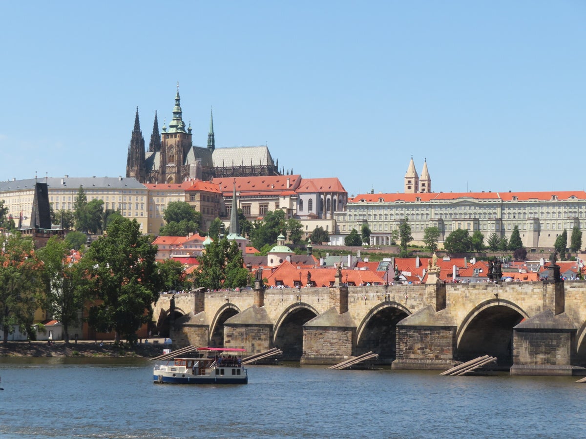 Tien toeristenvallen in Praag, tussen kunst en kitsch / Blog | Verliefd ...