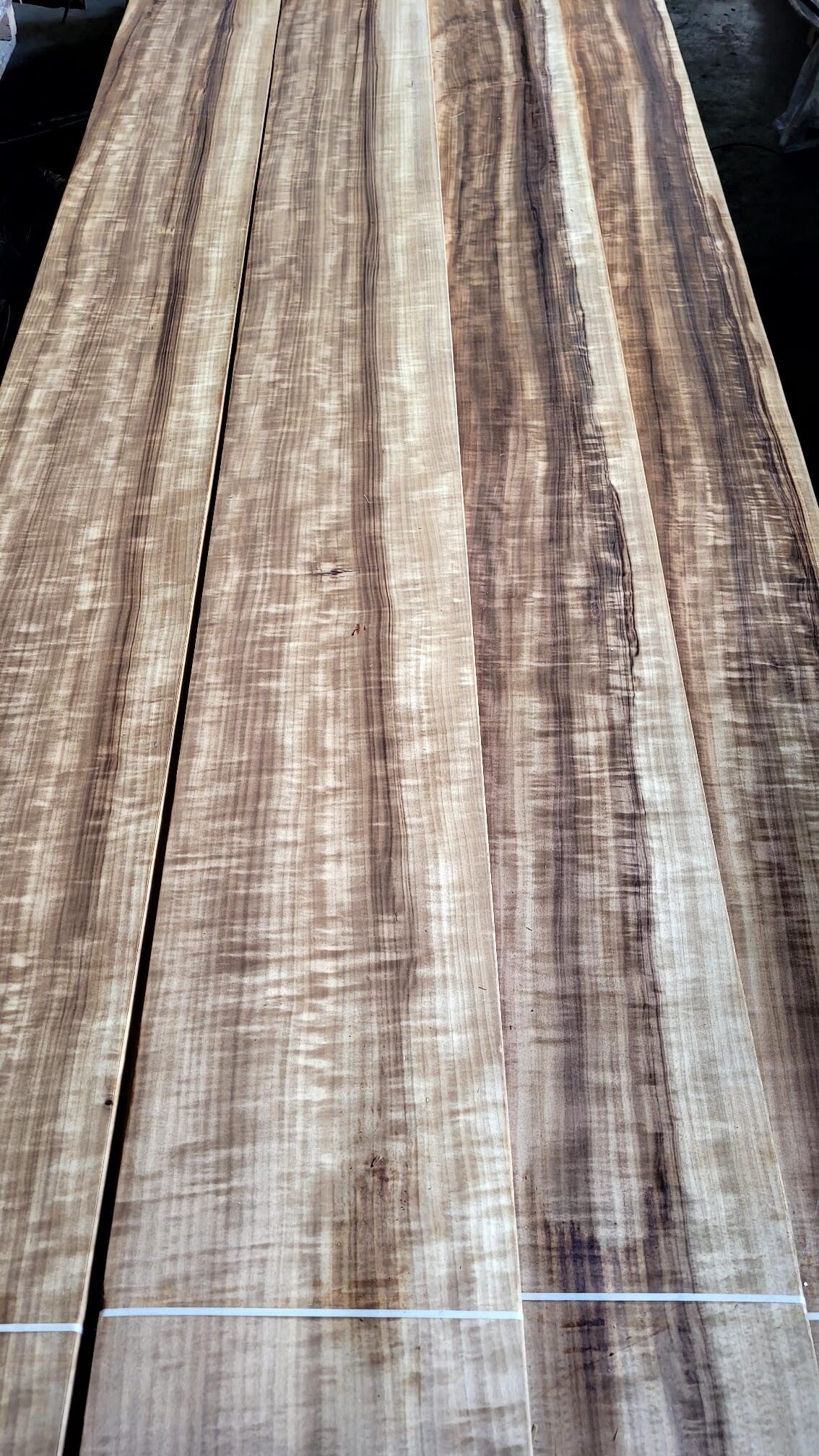 Wood veneer
