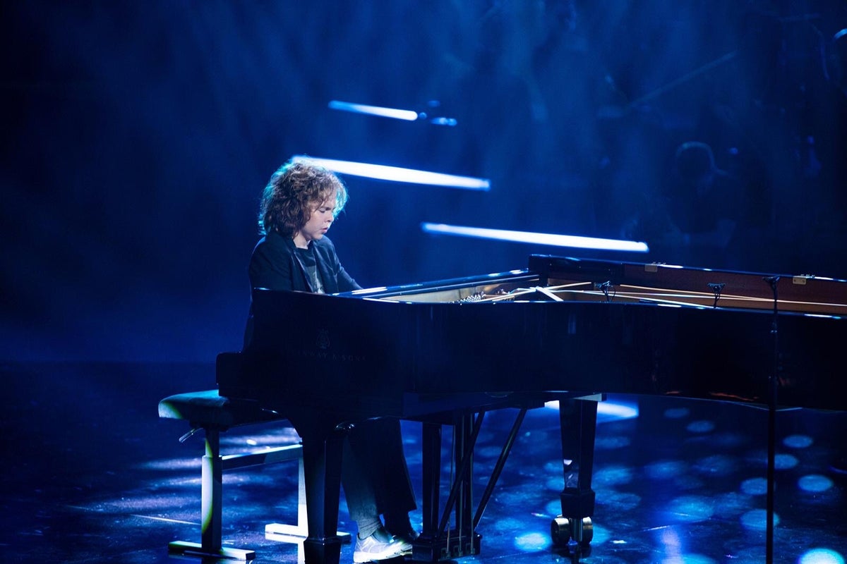 Gallery - On Stage | Lucas Chiche