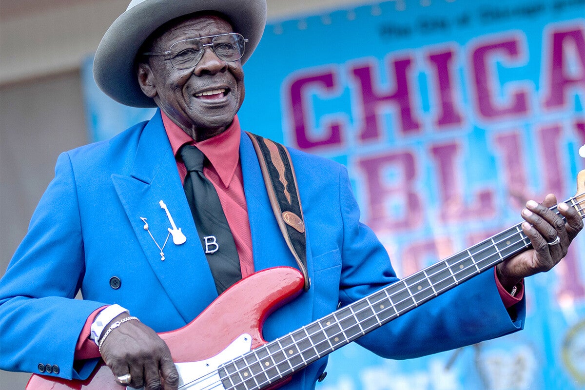 Bob Stroger, la résilience du Chicago Blues (1930-) / L'actu | Grave basse