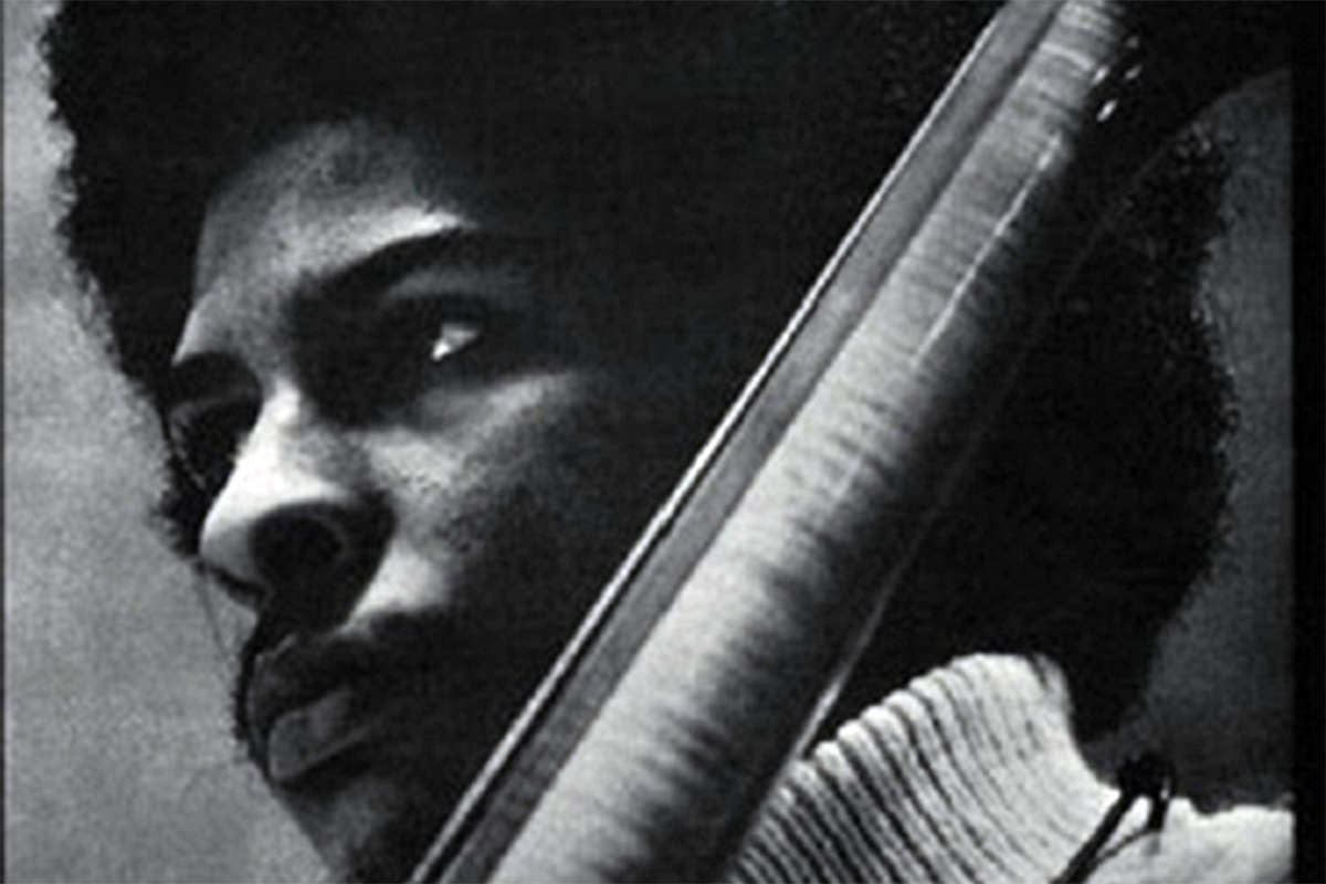 Hommage à Charles Clark : L'Étoile Filante de la Contrebasse Free Jazz ...