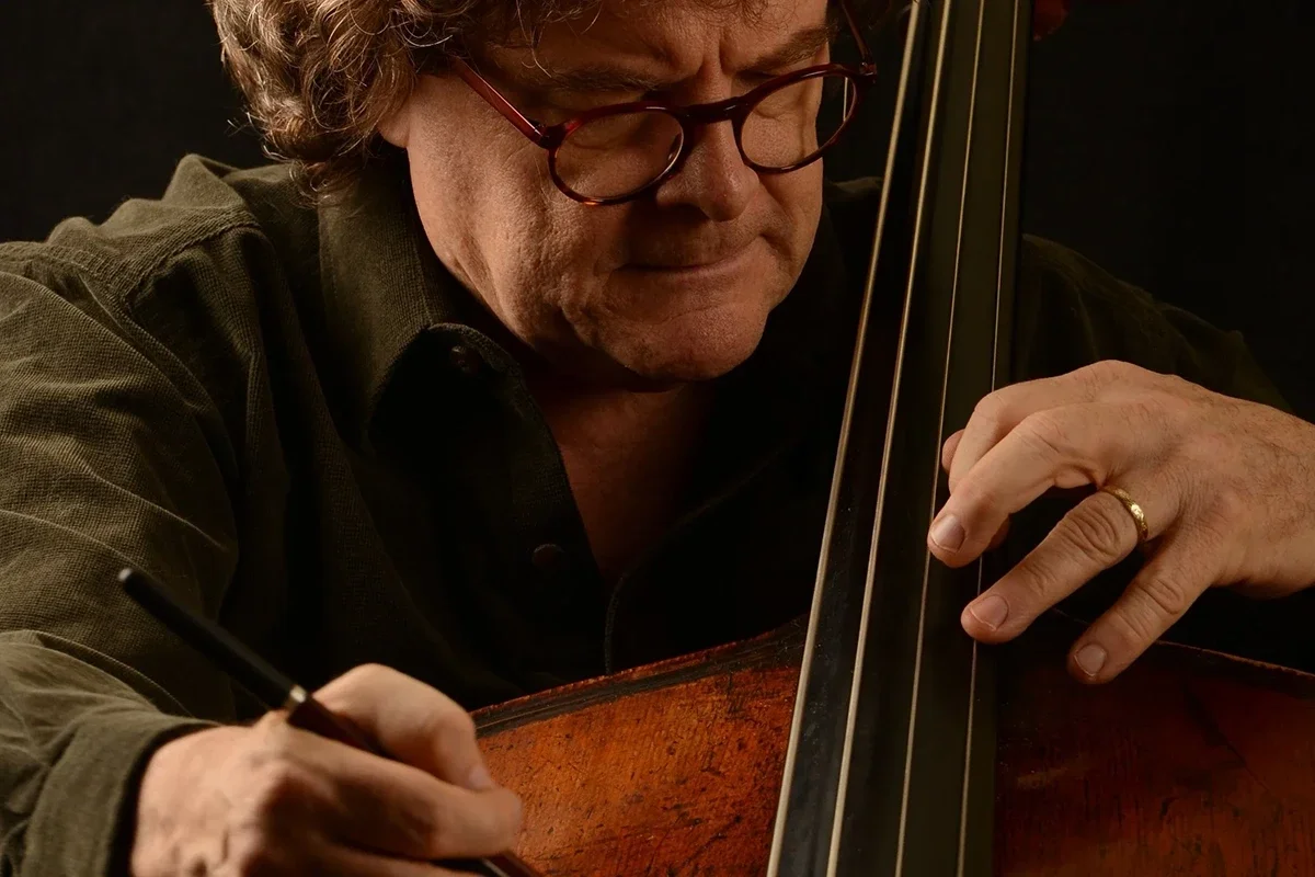 Joel Quarrington, l'apôtre des quintes (1955-) / L'actu | Grave basse