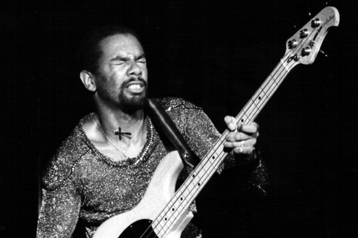 Louis Johnson (1955-2015) la révolution du slap / L'actu | Grave basse