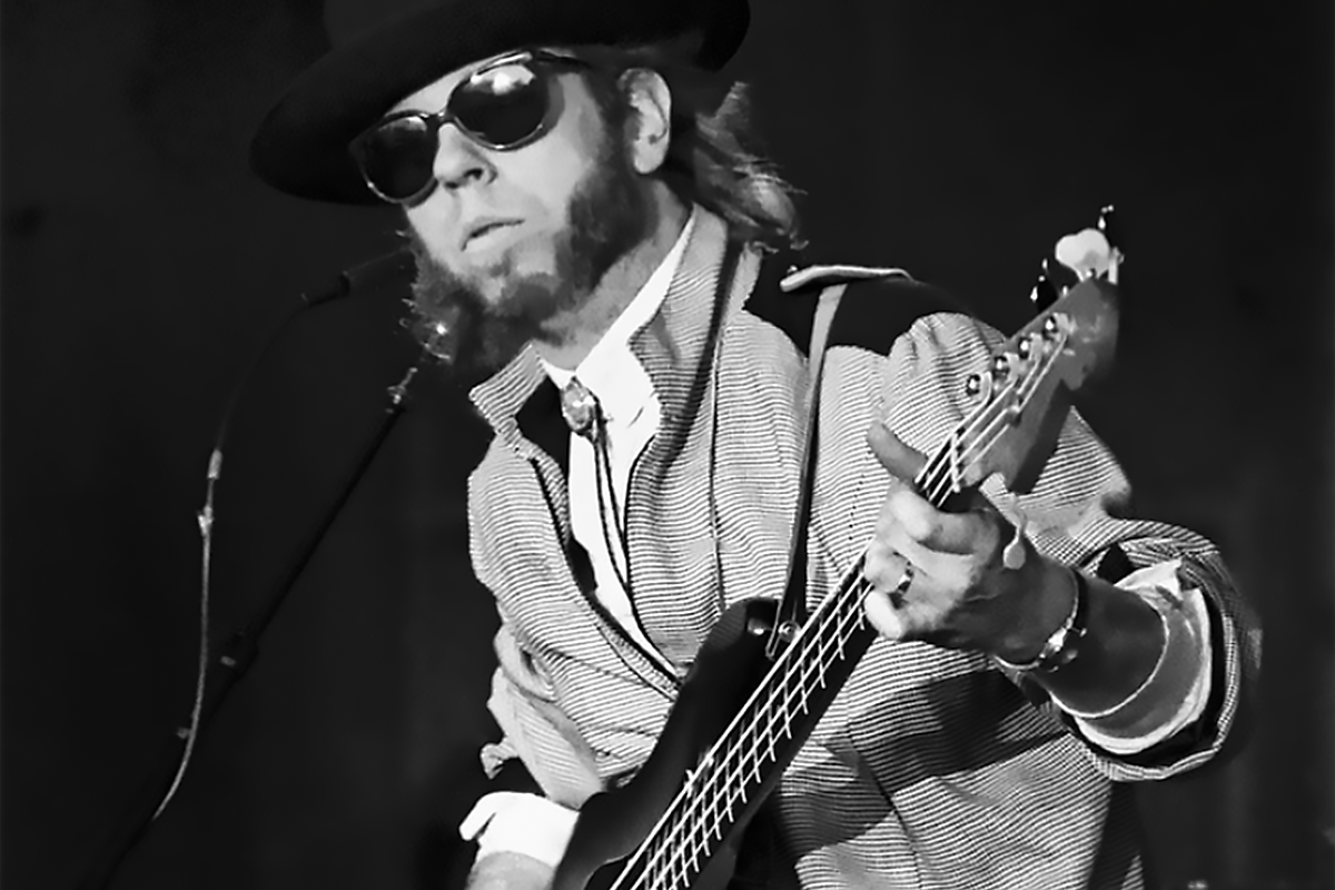 Tom "T-Bone" Wolk, le sideman absolu (1951-2010) / L'actu | Grave basse
