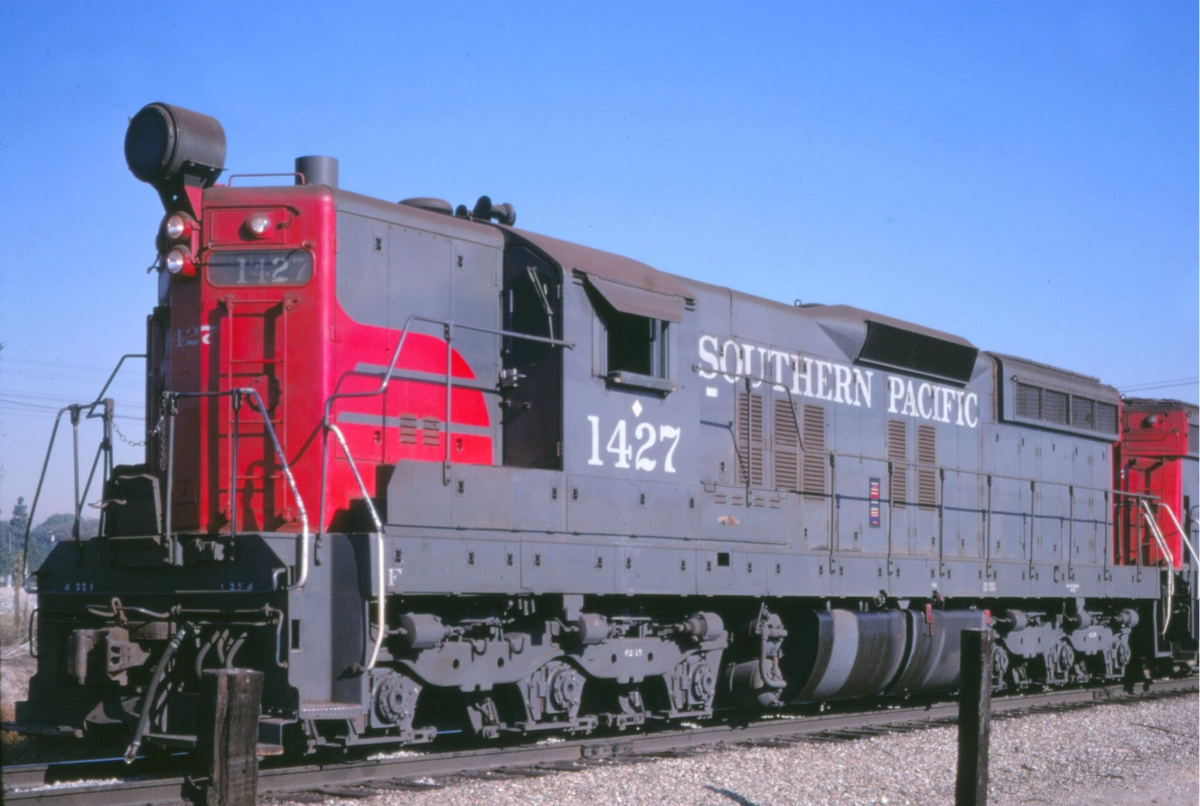 EMD SD7 Diesel-Electric Locomotive | Trains and Railroads