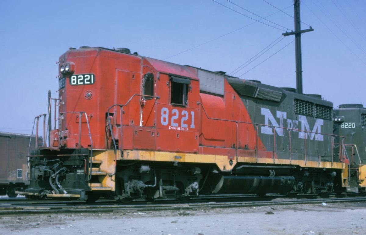 EMD GP35 | Trains and Railroads