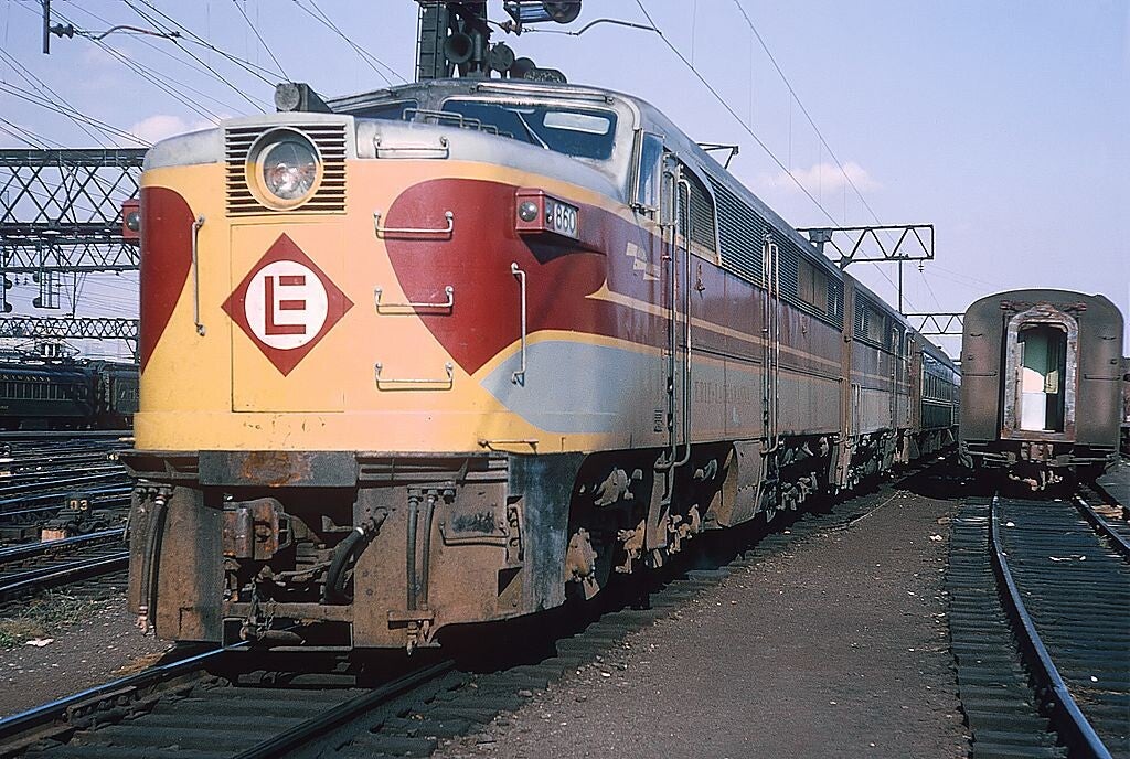 Alco PA Diesel-Electric Locomotive | Trains and Railroads