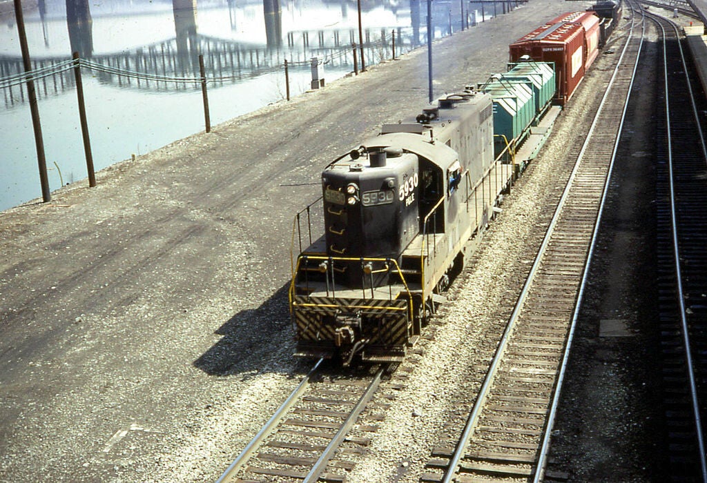 Pittsburgh and Lake Erie Railroad | Trains and Railroads