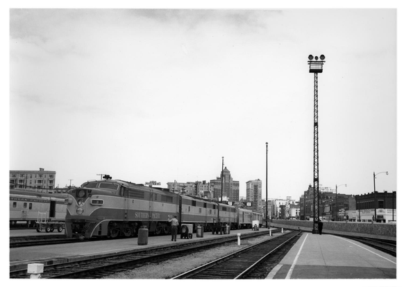 Golden State | Trains and Railroads