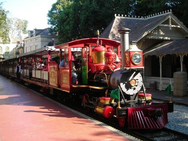 Disneyland Railroad | Trains and Railroads