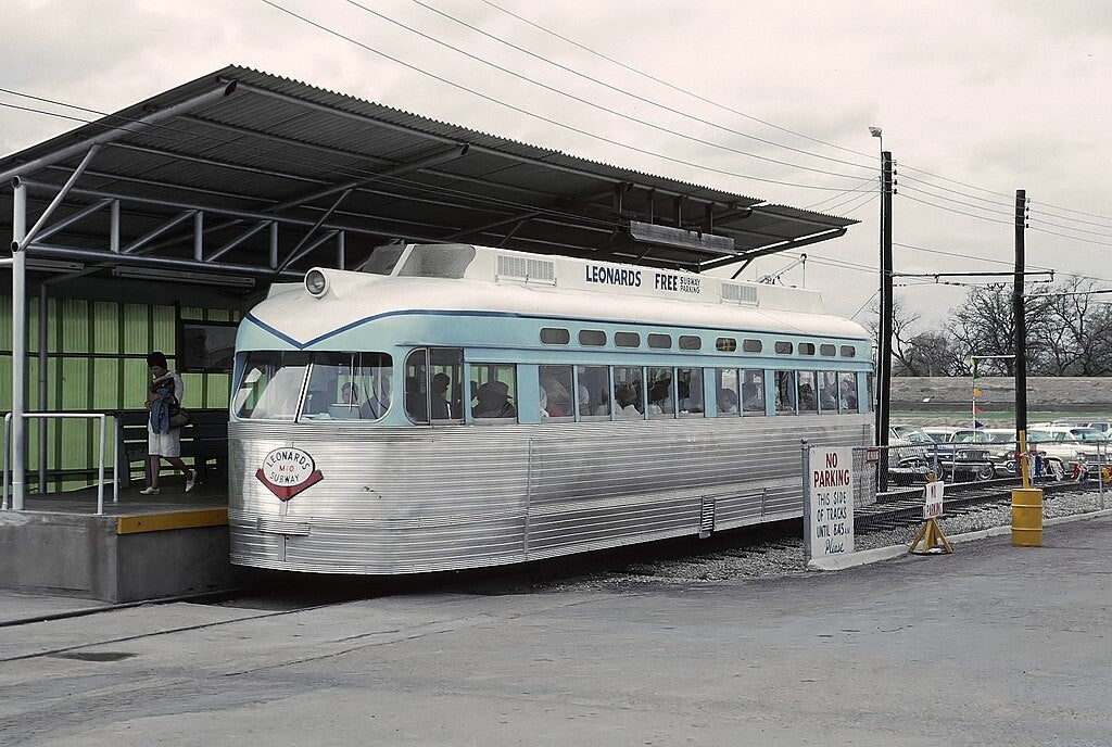 Tandy Center Subway | Trains and Railroads