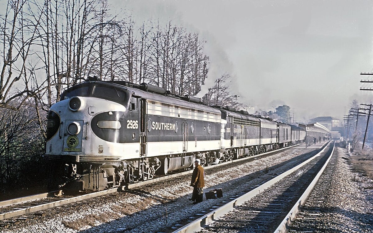 Crescent | Trains and Railroads