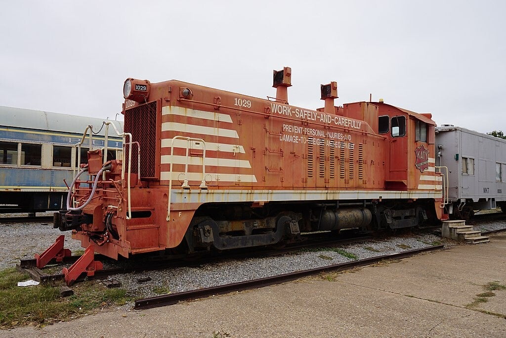 EMC - EMD NW2 | Trains and Railroads