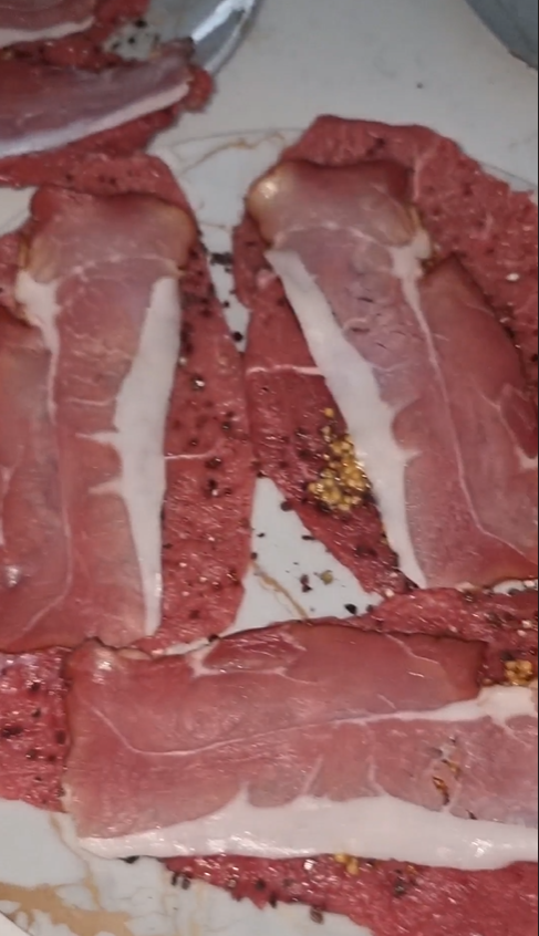 Rindsrouladen / Rezepte | Leonitaskitchen