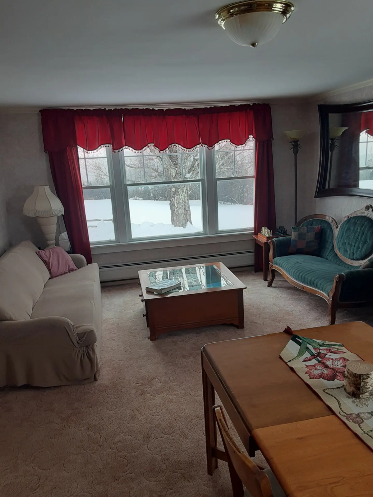 Common Areas / Inn | Notch View Inn and Campground