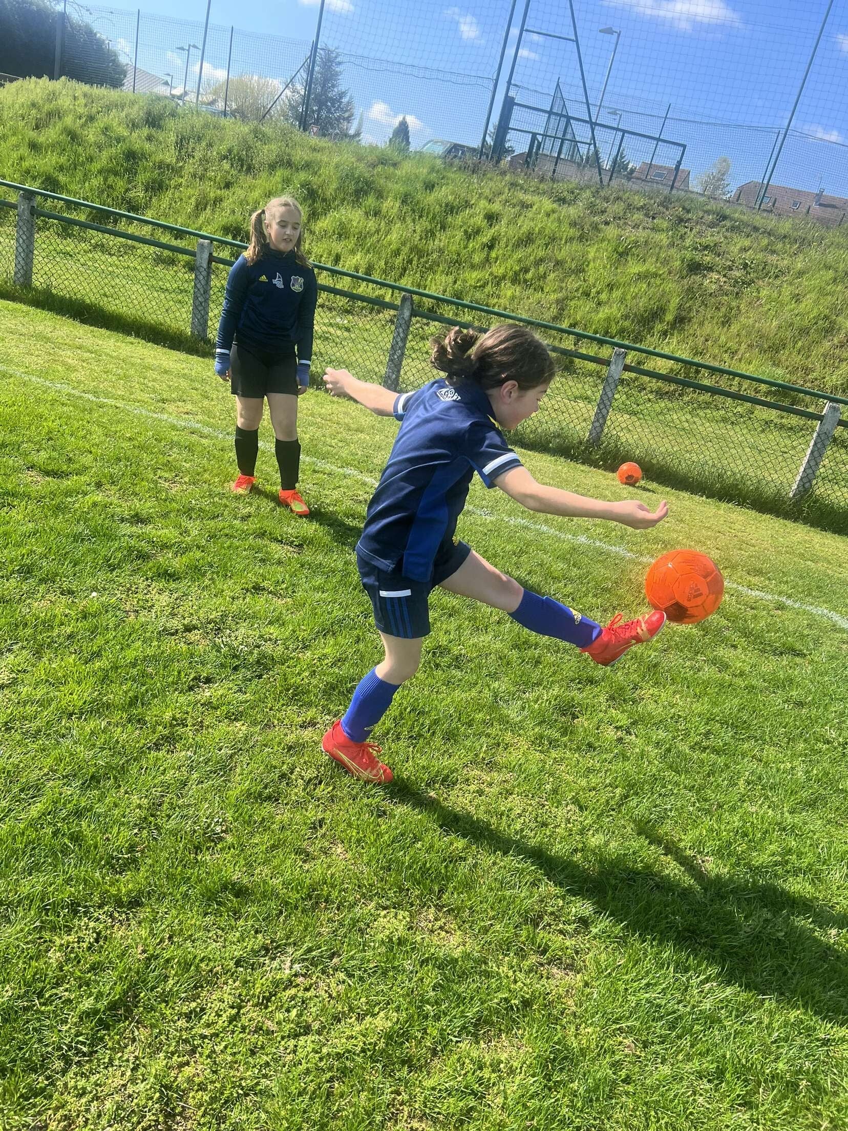 FOOTBALL CLUB NOIDANAIS