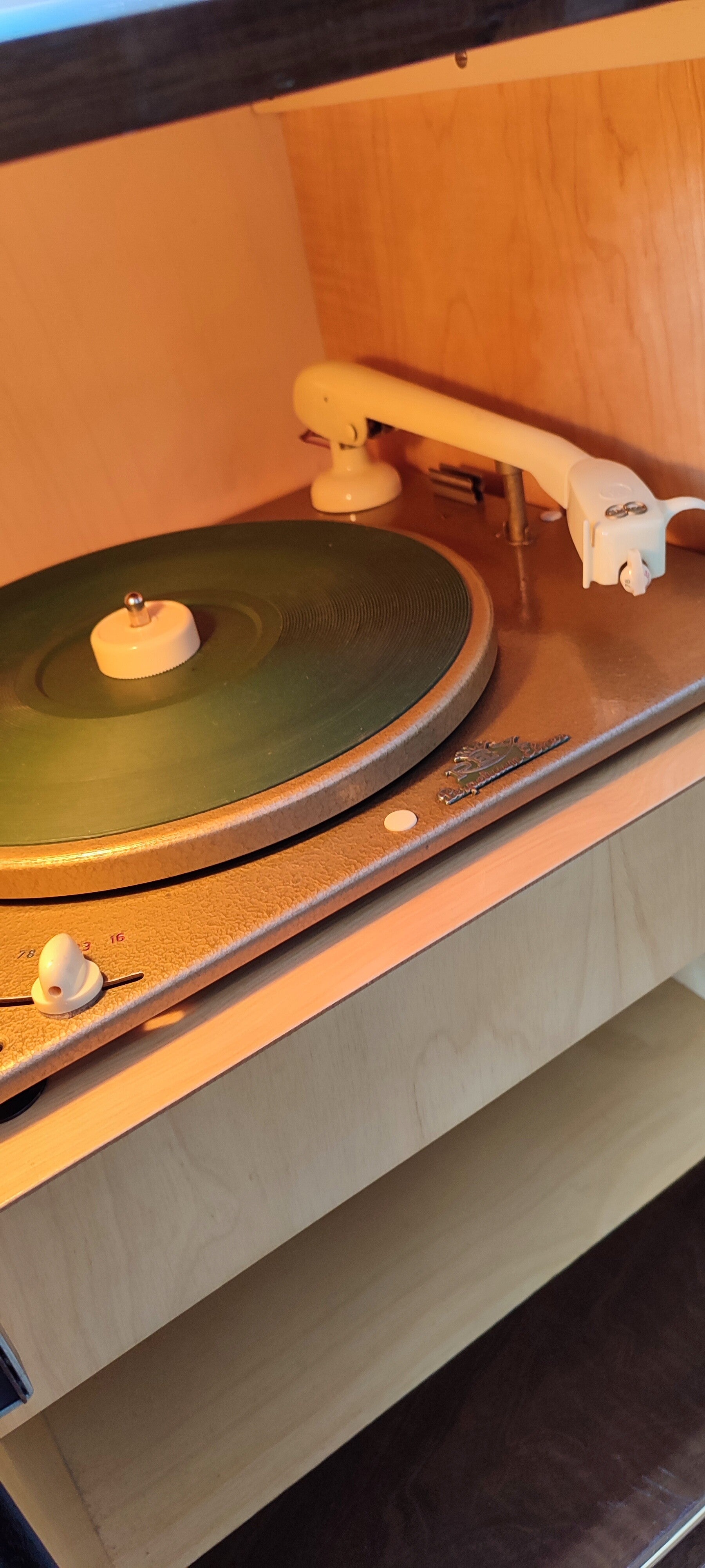 Loewe Opta Atlanta 3990T / Loewe Opta | Vintage Audioscope
