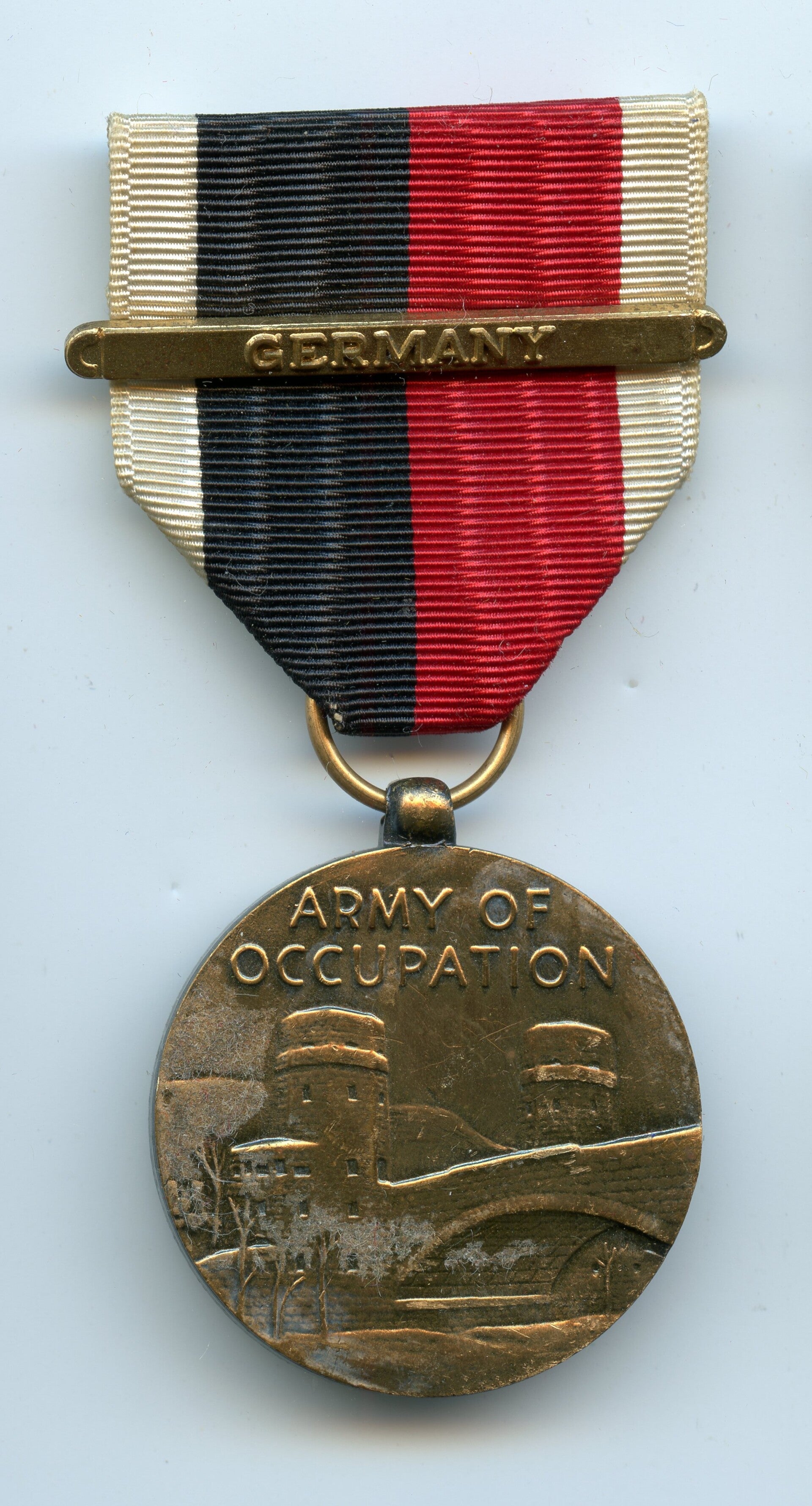 Modern Era WW2 Occupation Medal with Germany Clasp | Chasing Militaria