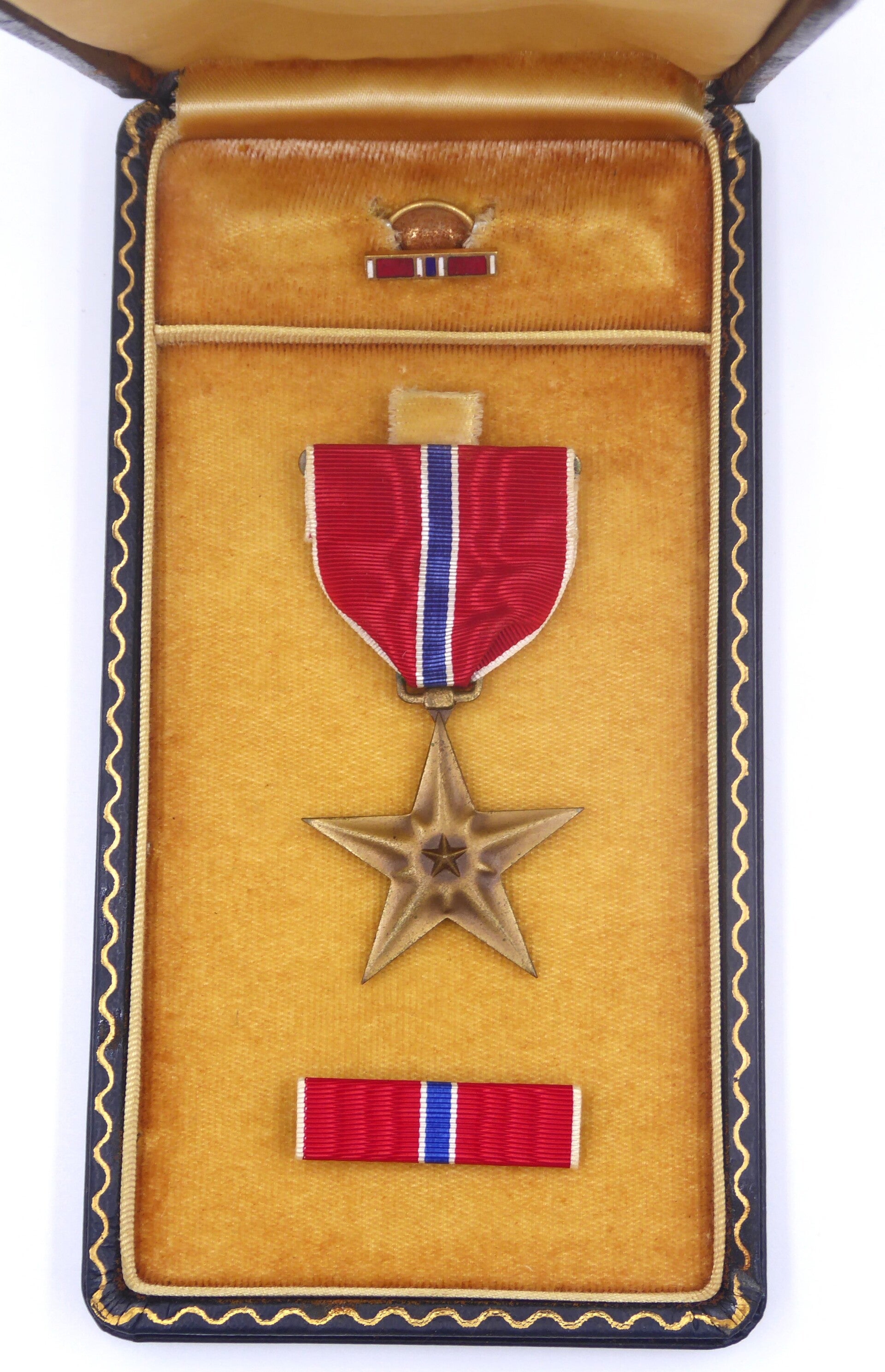 WW2 Cased Bronze Star Medal | Chasing Militaria
