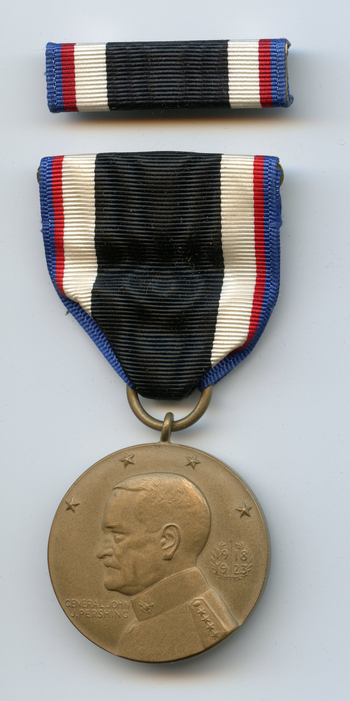WW1 "Pershing" Occupation Medal & Ribbon Bar | Chasing Militaria